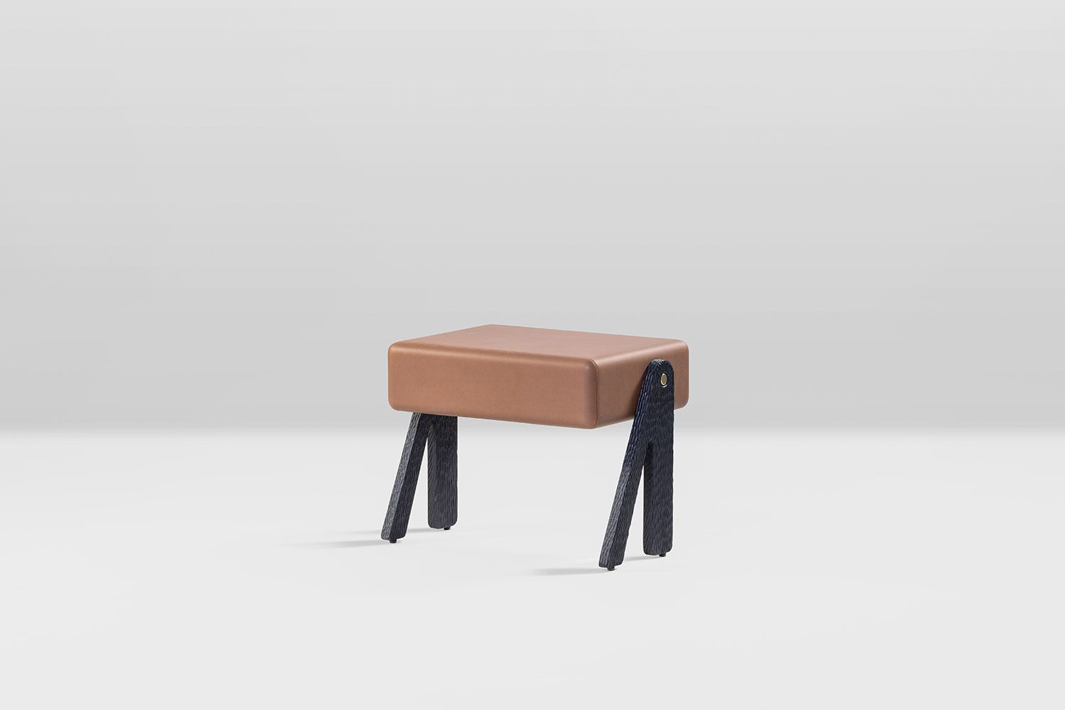 Squillo Bedside Table - Fascia Collection - Wriver